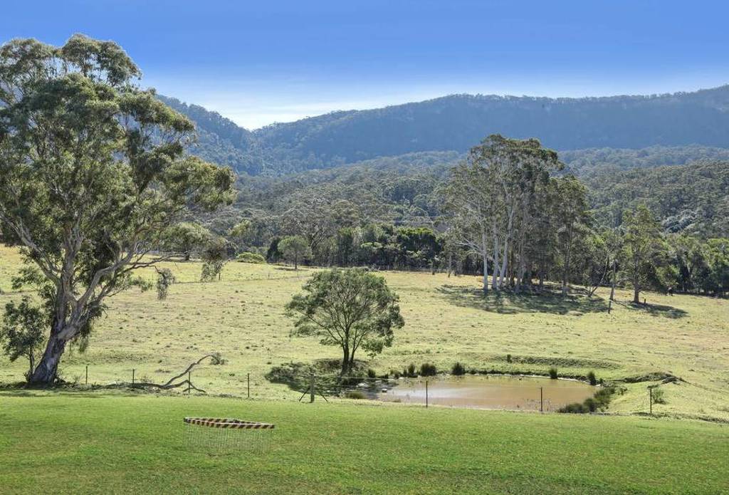 Wollongong City Council lists West Dapto development land for 260 homes