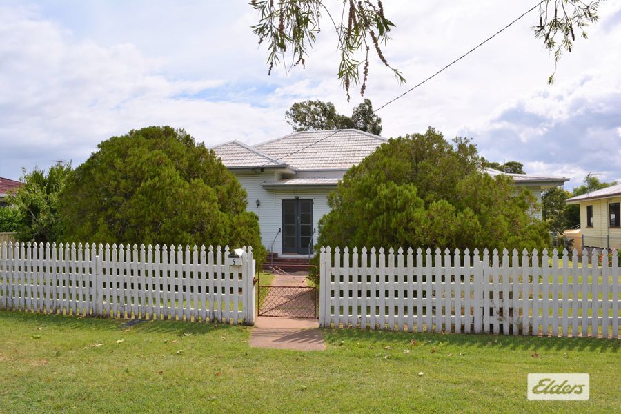 5 Guy Street, Warwick, QLD 4370 for Sale | view.com.au 5 Guy Street, Warwick, QLD 4370 for Sale | view.com.au