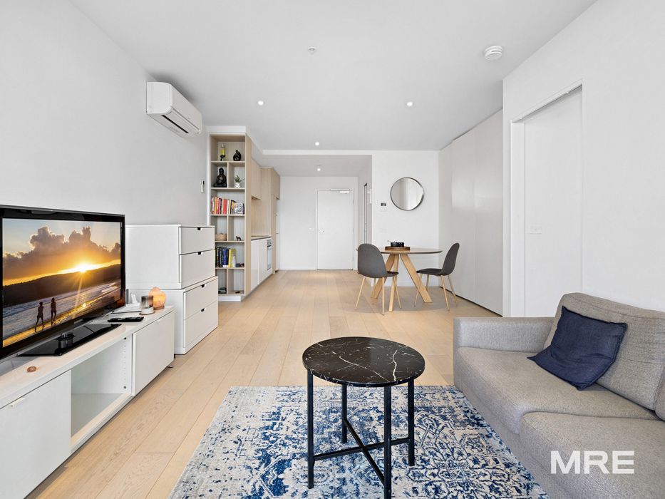 Jake Hu | MRE — Melbourne Real Estate